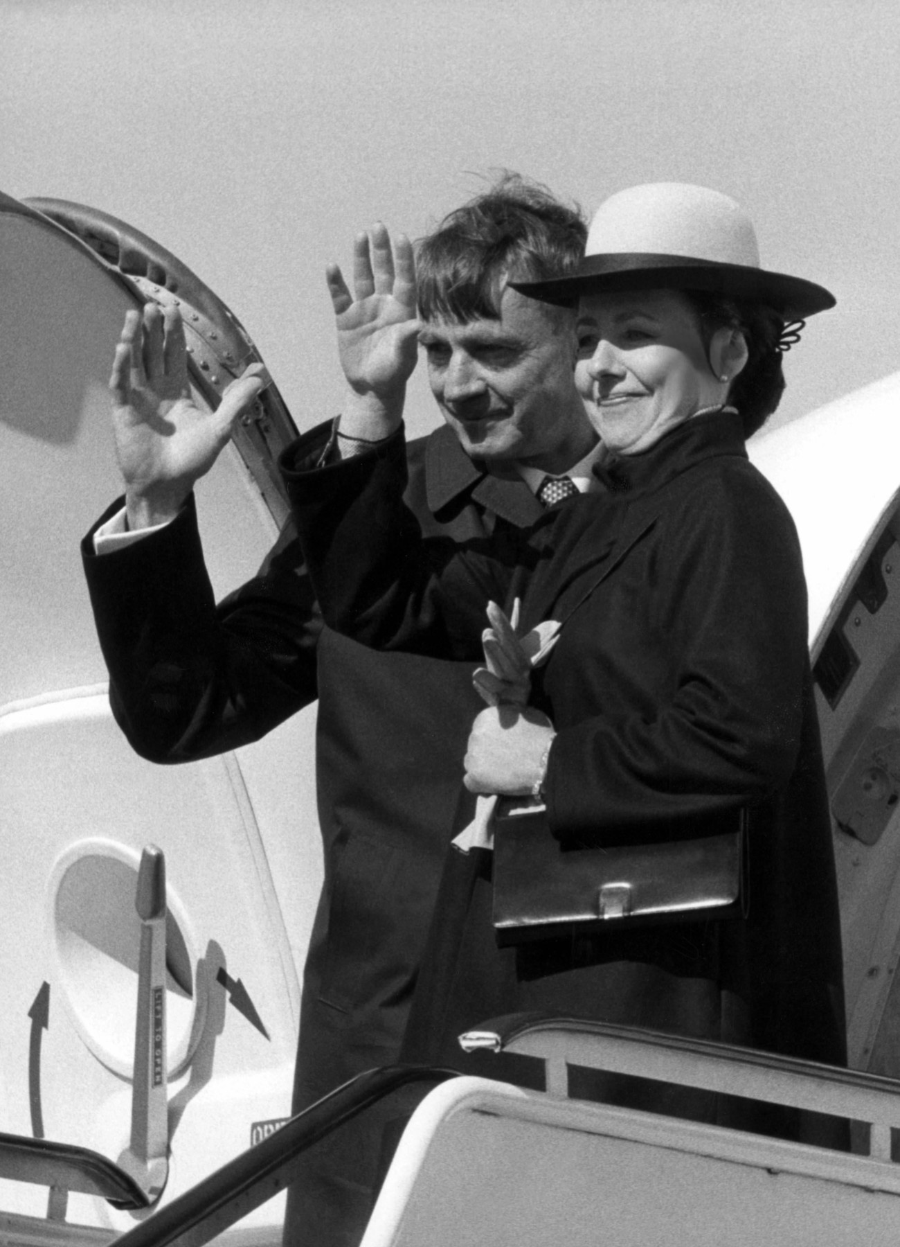 Statesman from humble background, Mauno Koivisto led Finland into EU ...