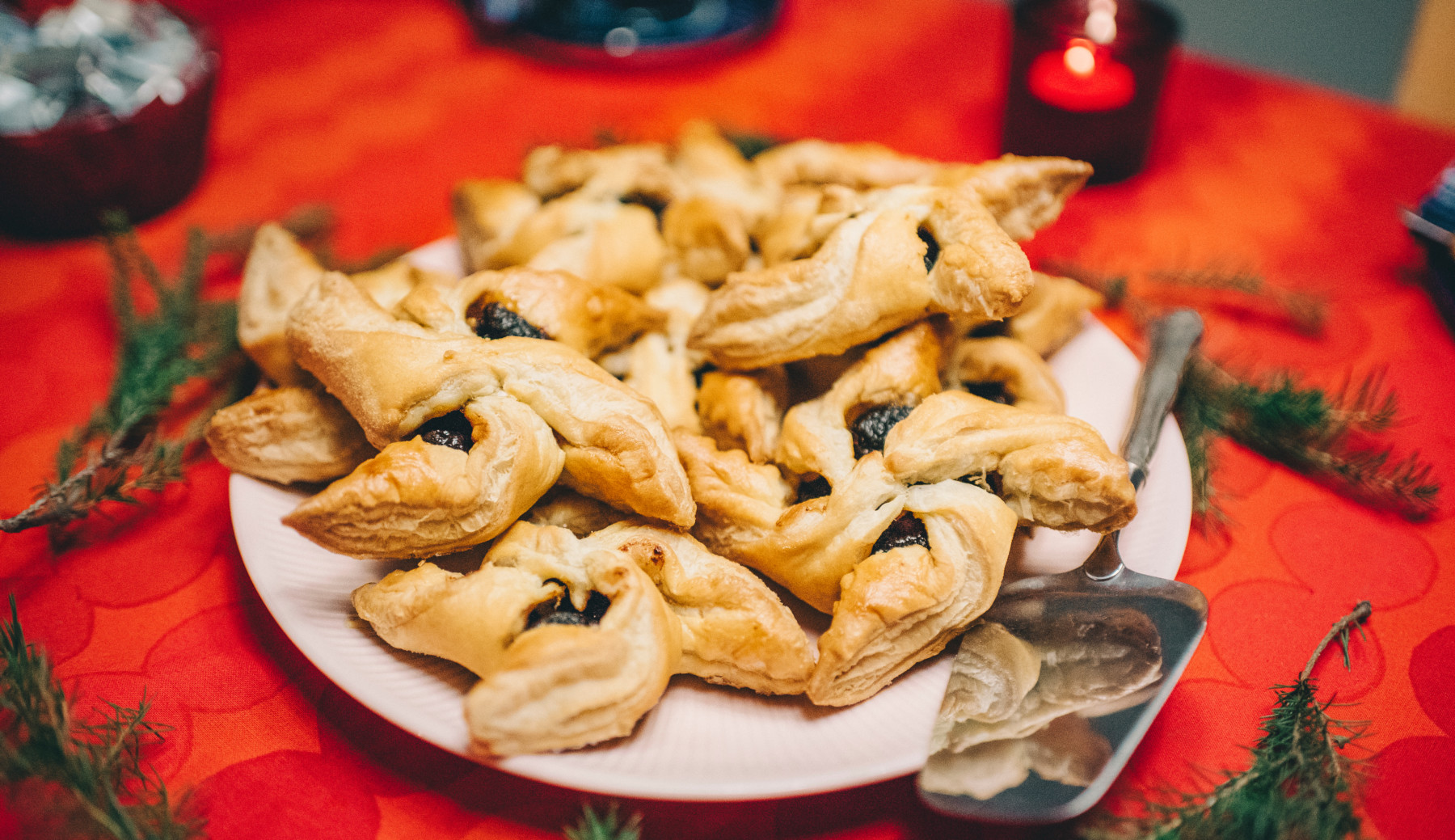 A Finnish Christmas cookbook - thisisFINLAND