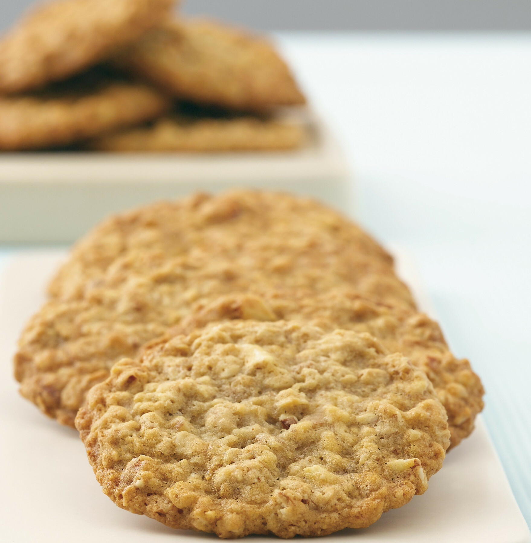 Baking batches of biscuits: A Finnish collection of cookie recipes ...