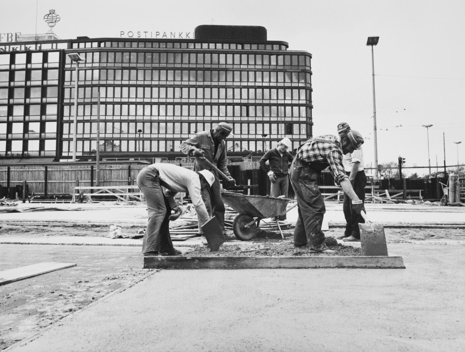 Then and now in photos: Helsinki 50 years after the Cold War summit ...