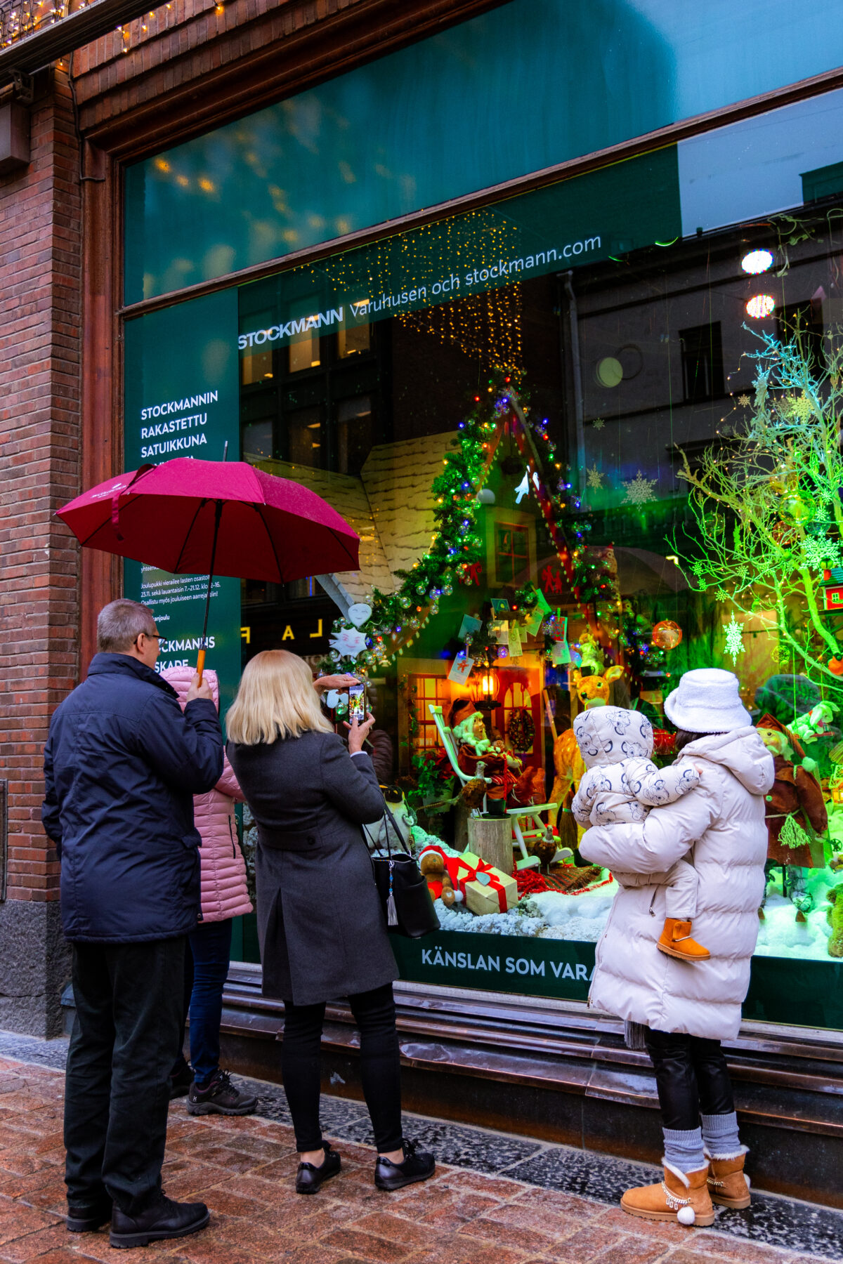 Finnish Christmas spirit brightens Helsinki streets for holiday season ...